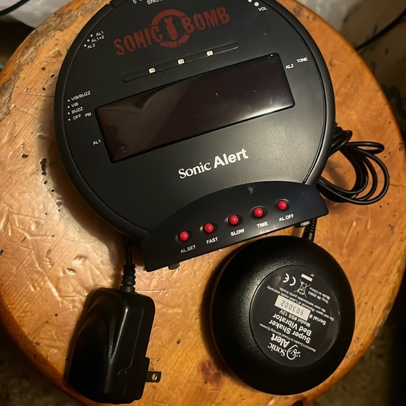 Other | Sonic Alert Sonic Boom Alarm Clock With Bed Shaker | Poshmark